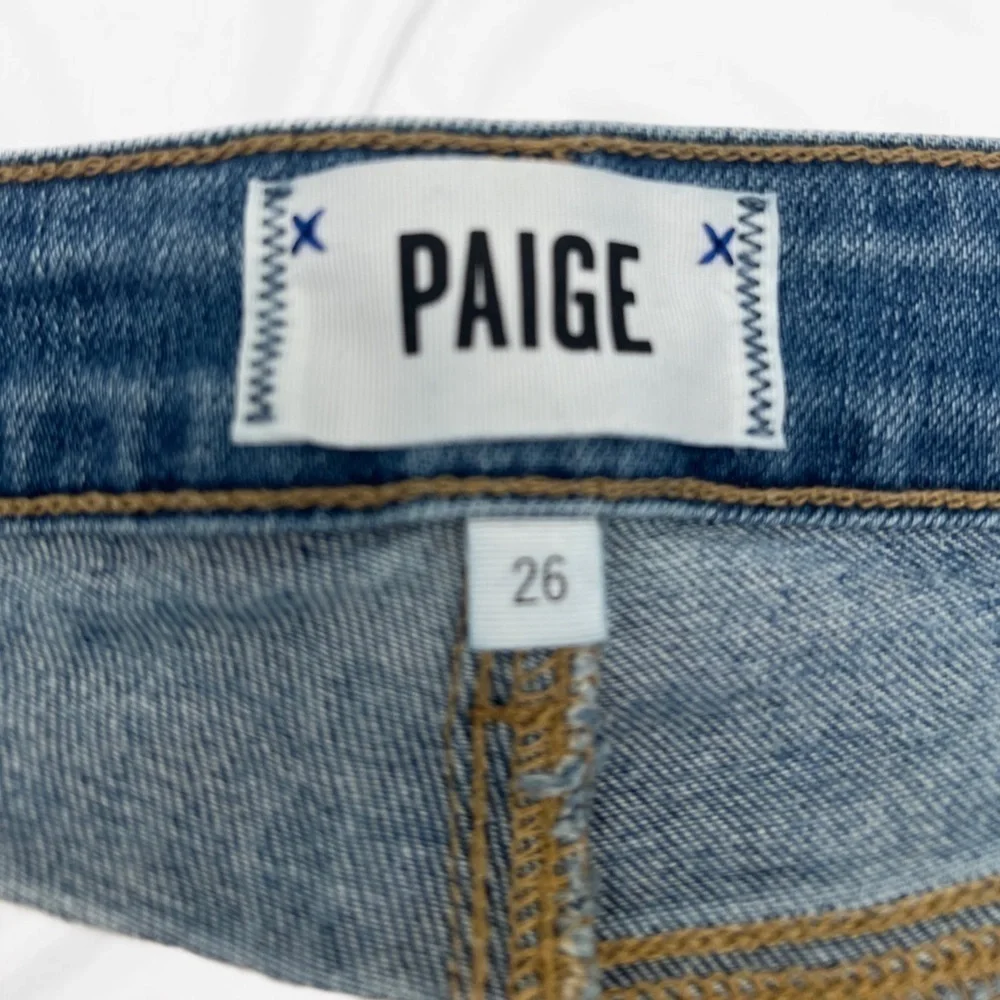 PAIGE | Shorts | Paige Daryn Izza Mid Rise Light Denim Cotton Jean ...